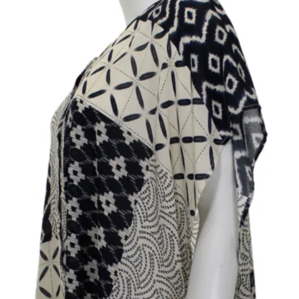 Johnny Was Pete & Greta Black And Ivory Poncho Silk T… - Gem